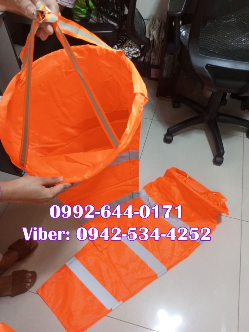 Wind bag with reflectors (windsock) on Carousell