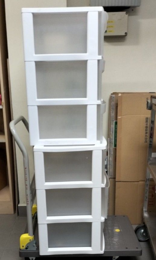 6 tier Sterilite brand storage drawers, organiser, chest of drawers ...