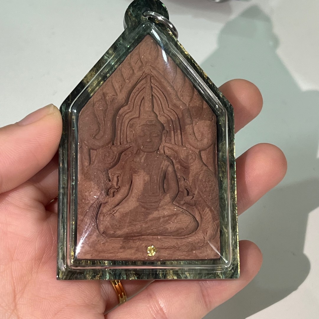 人缘蝴蝶 坤平将军 泰国佛牌 thai amulet, Hobbies & Toys, Collectibles & Memorabilia ...