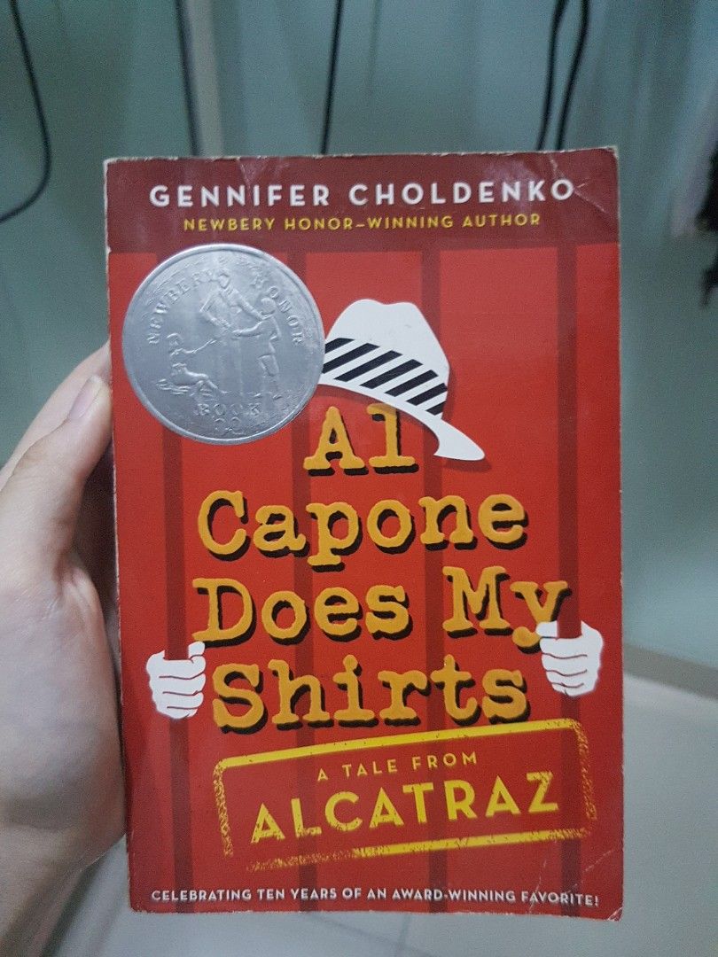 Al Capone Does My Shirts by Gennifer Choldenko, Buku & Alat Tulis, Buku ...