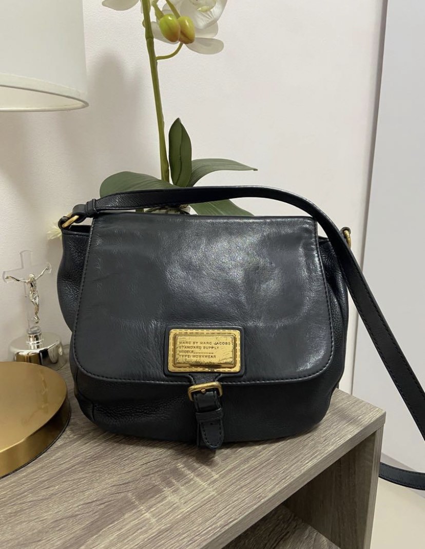 Authentic Marc Jacobs Bag, Women's Fashion, Bags & Wallets, Cross-body ...