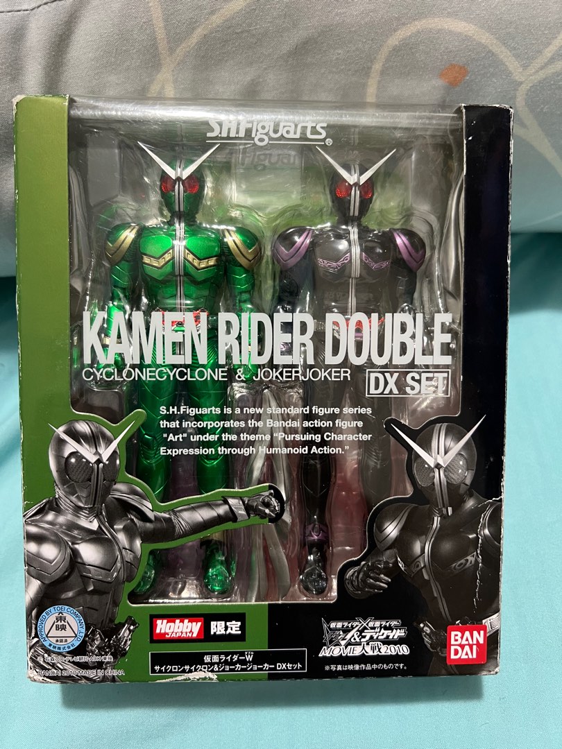 Bandai SHF 假面超人 幪面超人 Karen Rider double (DX SET) 限定特別版連底坐, 興趣及遊戲, 玩具 & 遊戲類 - Carousell