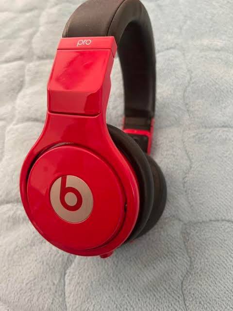 Beats pro, Audio, Headphones & Headsets on Carousell