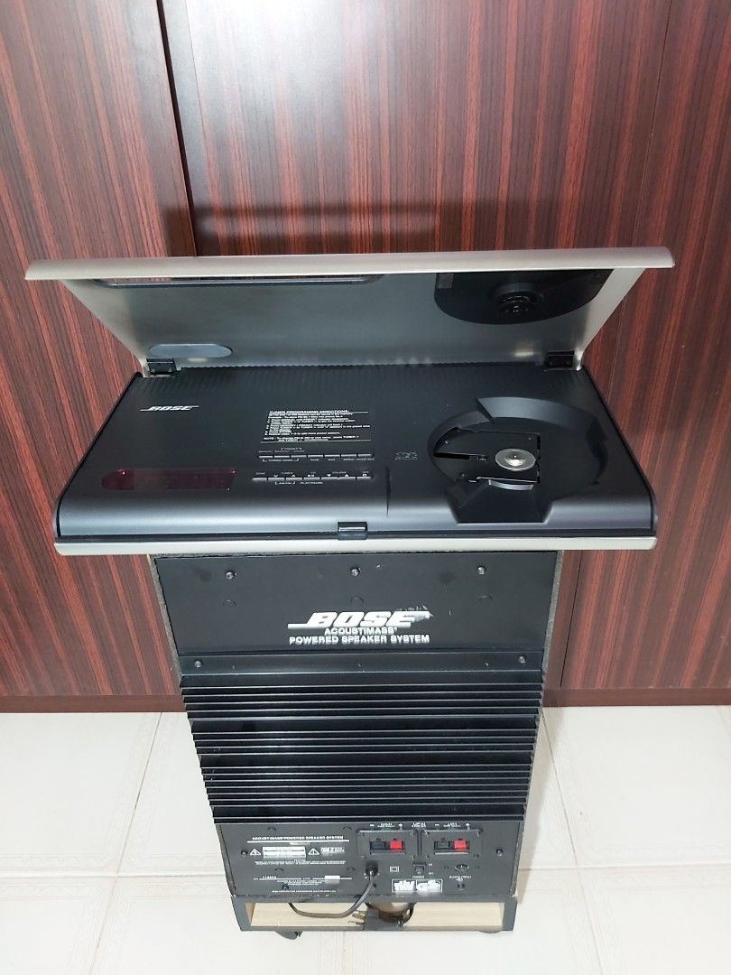 BOSE ACOUSTIMASS POWERED SPEAKER SYSTEM C/W BOSE LIFESTYLE CONSOLE AND ...