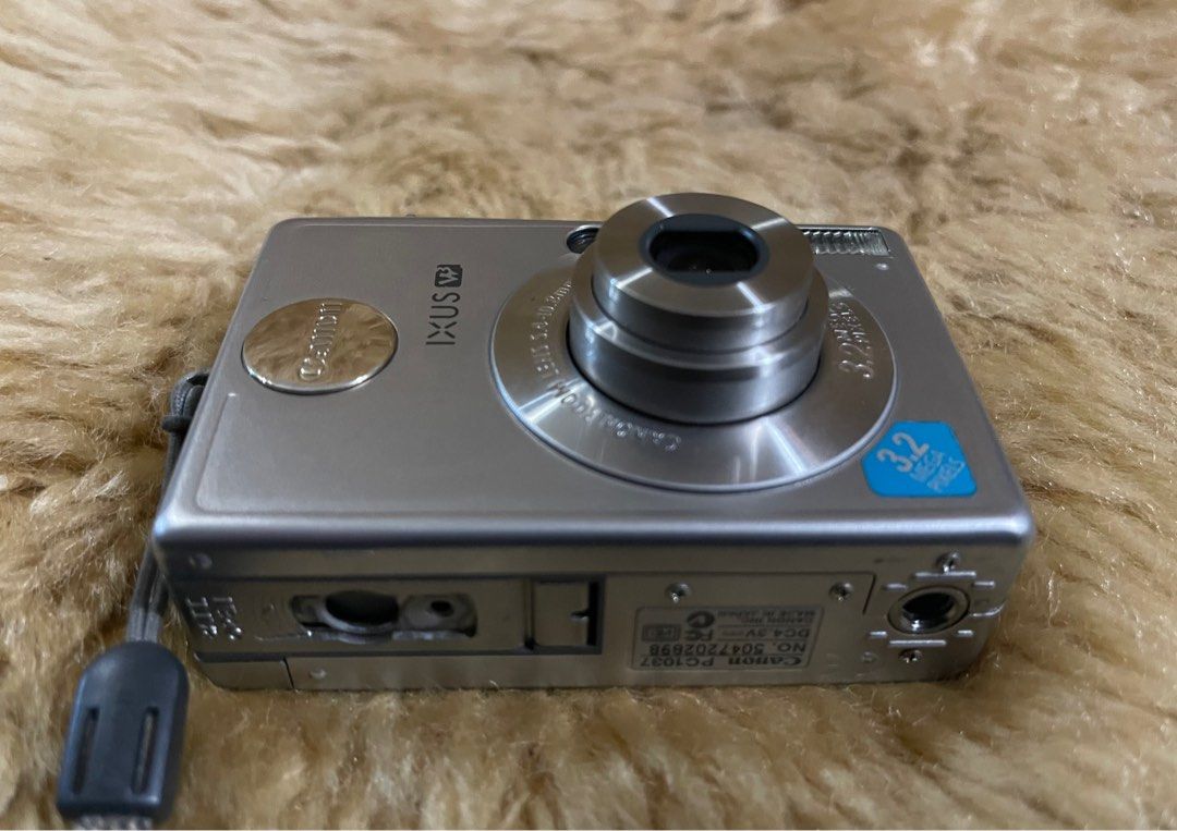 Canon Digital IXUS V3 Camera on Carousell