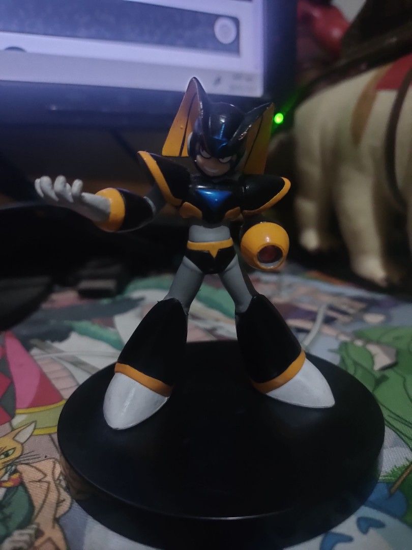 Capcom Mega man Series Special Prize Figure Bass A type, Hobbies & Toys ...