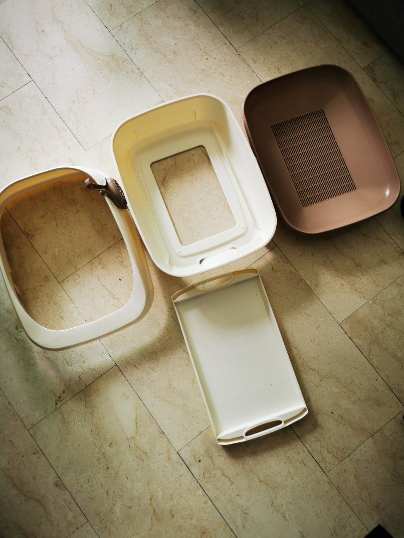 Cat Poop Tray, Pet Supplies, Homes & Other Pet Accessories on Carousell