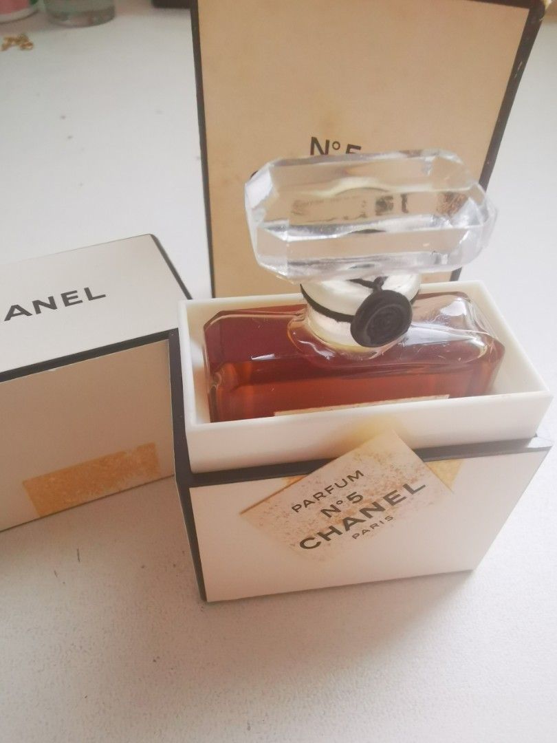 Chanel no 5 Pure Parfum, Beauty & Personal Care, Fragrance & Deodorants ...