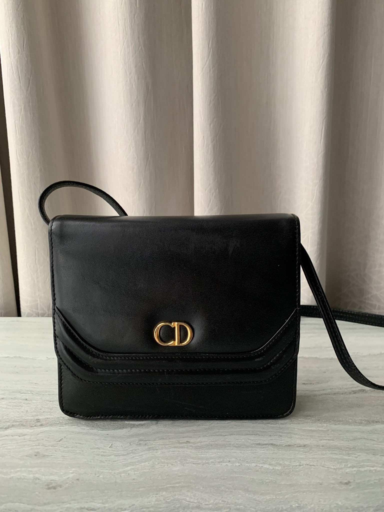 Christian Dior CD Logo Vintage Black Leather Shoulder Bag, Luxury, Bags ...