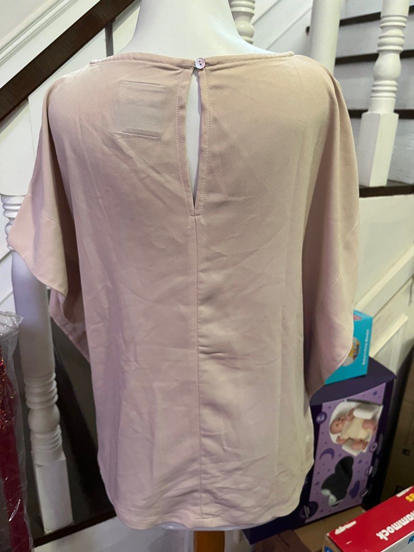 Cotton ink, Fesyen Wanita, Pakaian Wanita, Atasan di Carousell