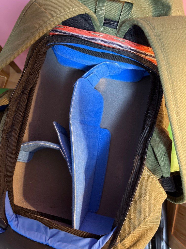 Crumpler KARACHI camera bag, Men's Fashion, Bags, Backpacks on Carousell