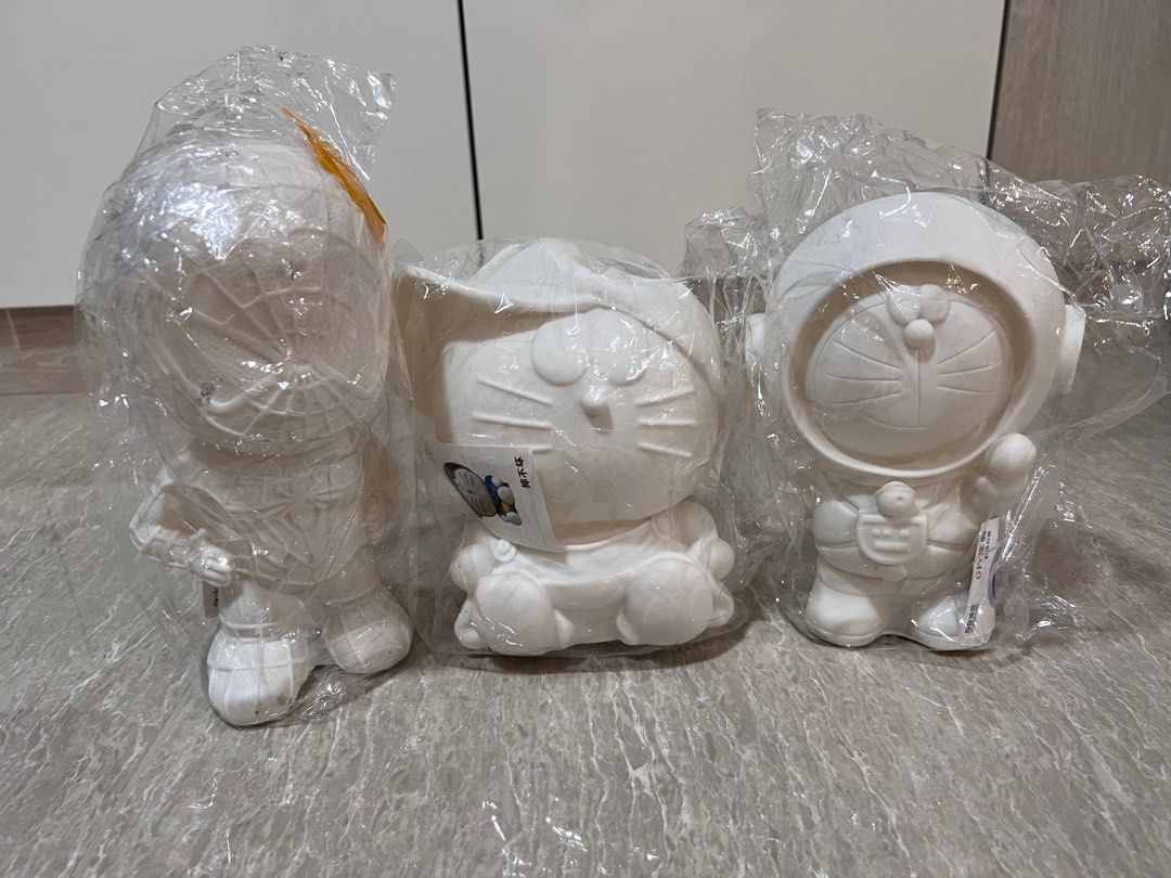 DIY Colouring Character Coin Bank, Hobbies & Toys, Stationery & Craft ...