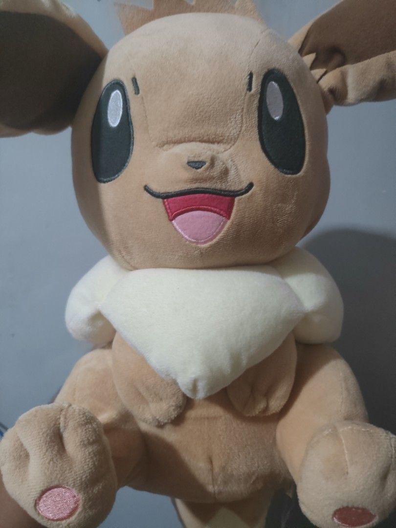 EEVEE SITTING BANPRESTO JUMBO 17"-20", Hobbies & Toys, Toys & Games on ...