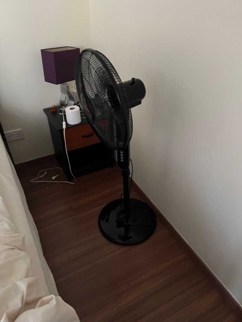 Electric fan with 3 modes, Furniture & Home Living, Lighting & Fans ...