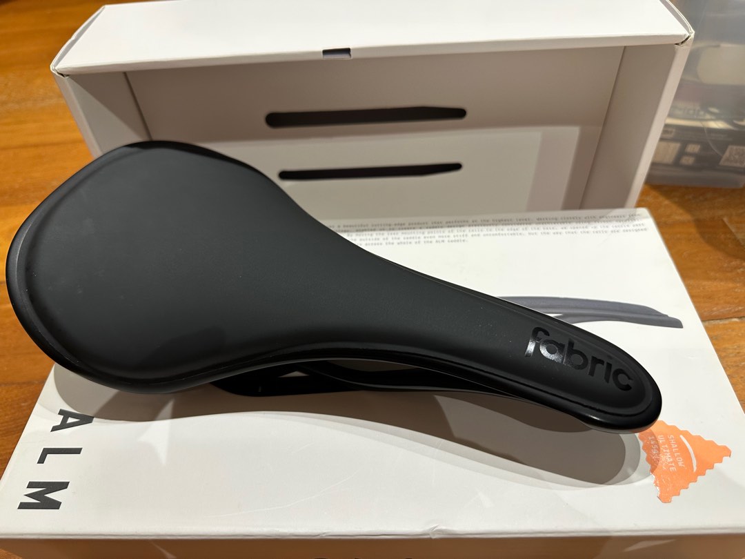 Fabric ALM ultimate low Saddle Brompton, Sports Equipment, Bicycles ...