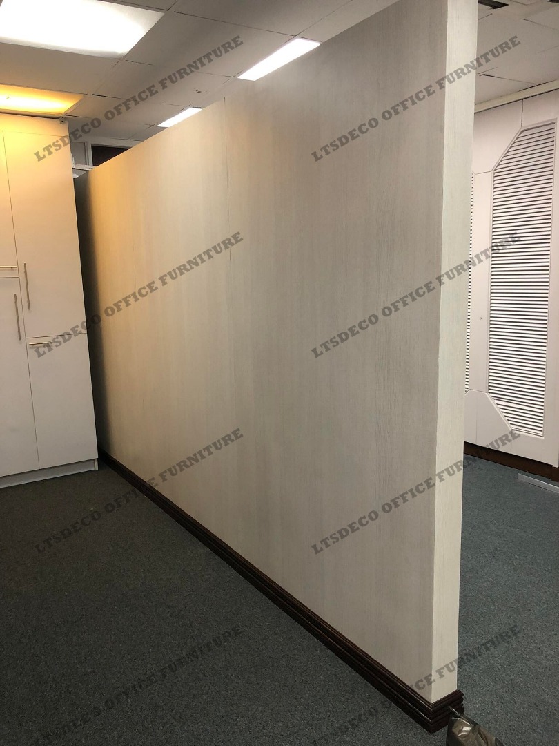 FULL LAMINATED SCREEN PANEL OFFICE PARTITION on Carousell