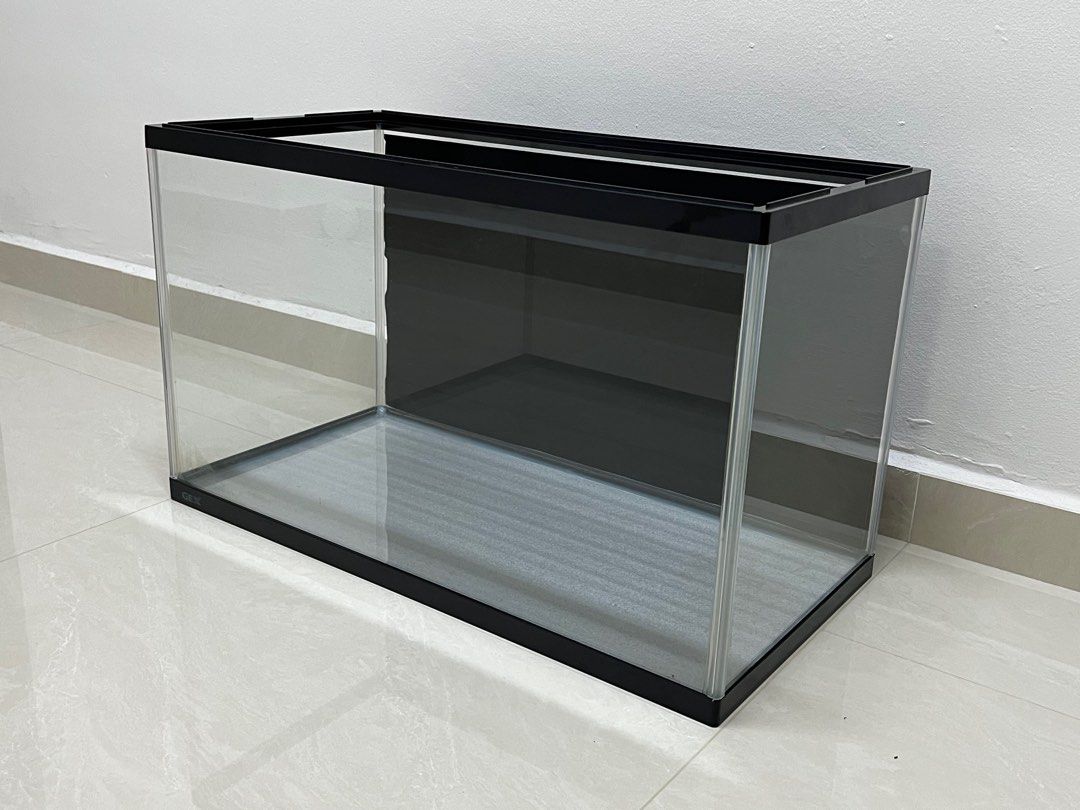 GEX 2 ft feet 60cm Marina BK 600 tank., Pet Supplies, Homes & Other Pet Accessories on Carousell