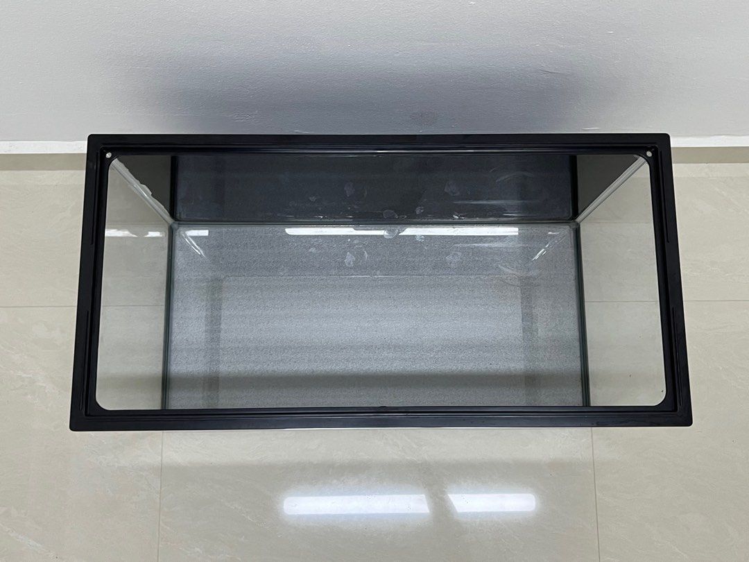 GEX 2 ft feet 60cm Marina BK 600 tank., Pet Supplies, Homes & Other Pet Accessories on Carousell