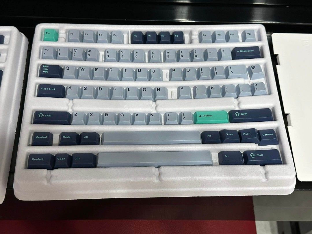 GMK Hammerhead Light base kit, Computers & Tech, Parts & Accessories ...