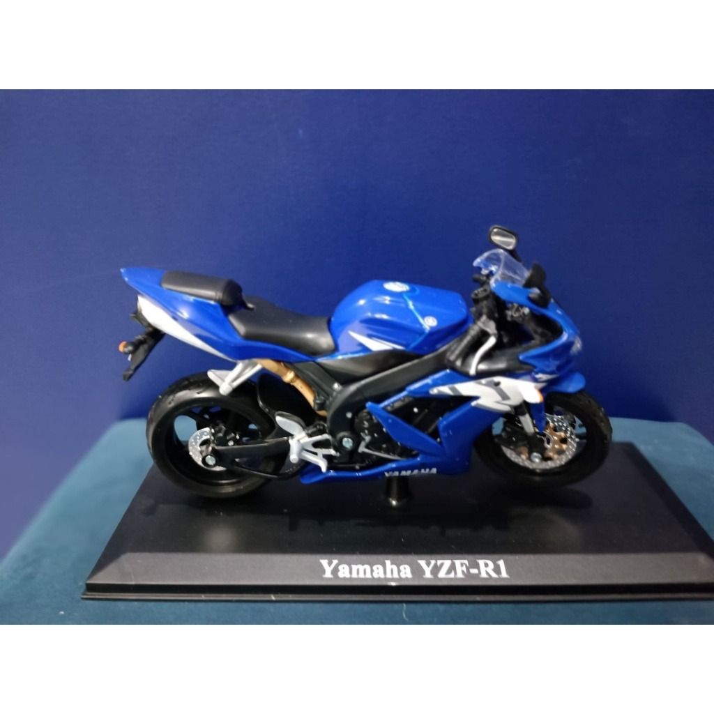 Maisto - Yamaha YZF-R1 - Scale 1:12 - Diecast Model Car, Hobbies & Toys ...