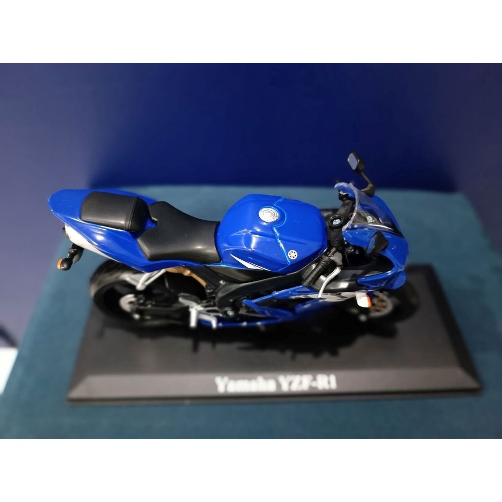 Maisto - Yamaha YZF-R1 - Scale 1:12 - Diecast Model Car, Hobbies & Toys ...