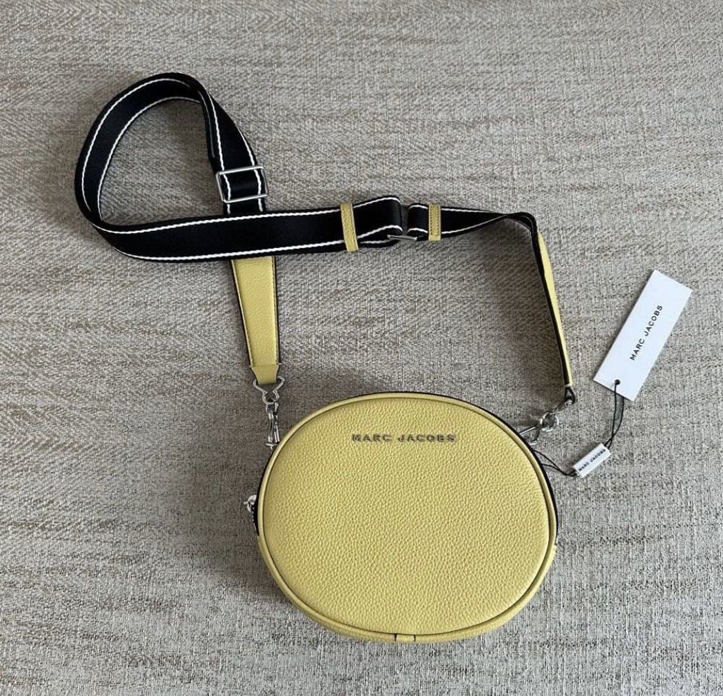 Marc Jacob Round Sling Bag, Women's Fashion, Bags & Wallets, Cross-body ...