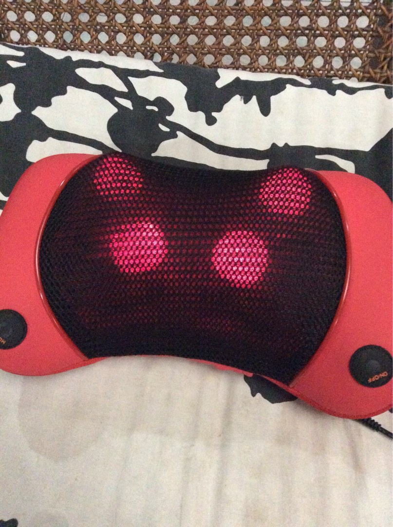 Maxcare Spiky Massage Pillow, Health & Nutrition, Massage Devices on ...