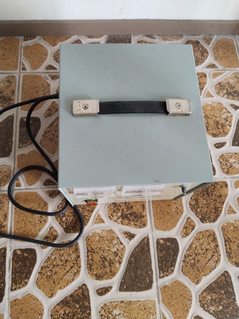 MEIJI avr 3000w, Commercial & Industrial, Industrial Equipment on Carousell