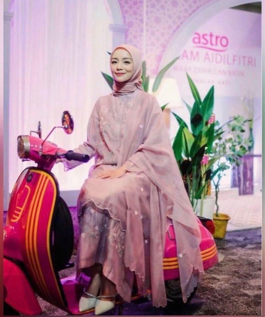 Mimpikita Aisha, Women's Fashion, Muslimah Fashion, Baju Kurung & sets ... Mimpikita Aisha, Women's Fashion, Muslimah Fashion, Baju Kurung & sets ...