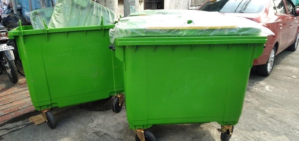 mobile trash bin, Furniture & Home Living, Cleaning & Homecare Supplies ...