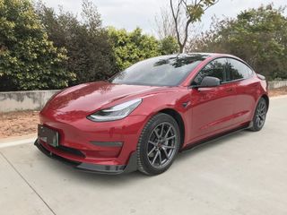 Model 3/Y 碳纖, 汽車配件, 改裝、內外零件 - Carousell