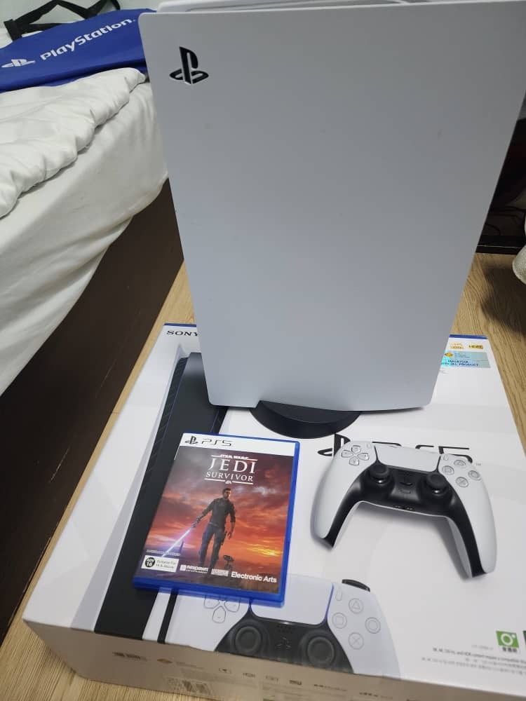 MYSET PS5 Disc Version + Extended Warrenty + Star Wars Jedi Survivor, Video Gaming, Video Game ...