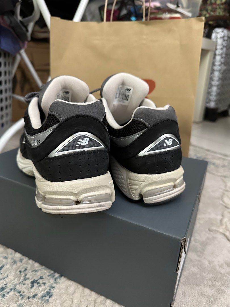 New Balance 2002r, Men's Fashion, Footwear, Sneakers on Carousell