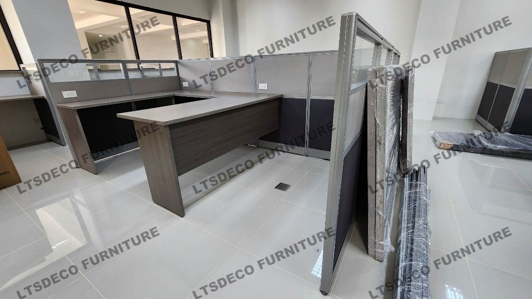 New Customized Modular-Cubicle table , office desks, Bpo Workstation ...