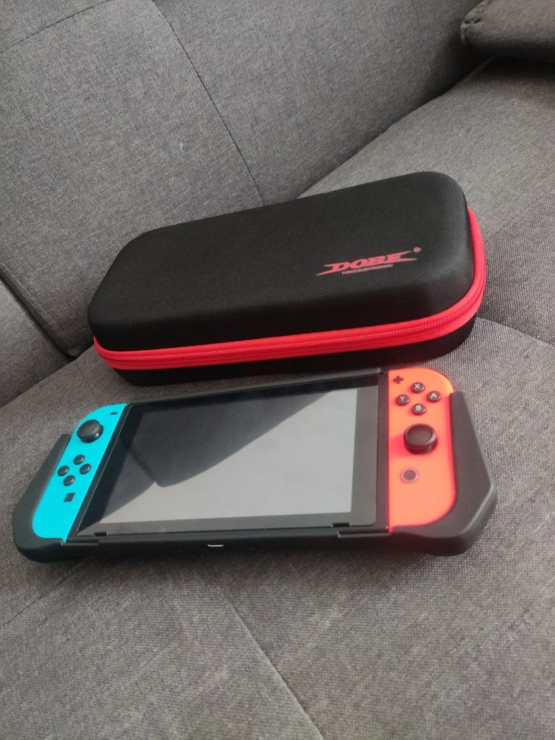 Nintedo Switch V2 Neon Joy-Con, Video Gaming, Video Game Consoles ...