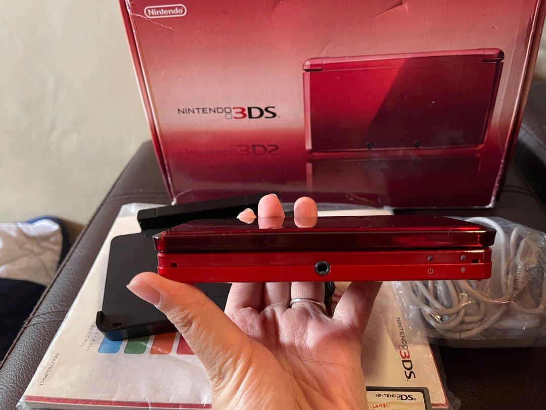 Nintendo 3DS Regular Blaze Red, Video Gaming, Video Game Consoles ...