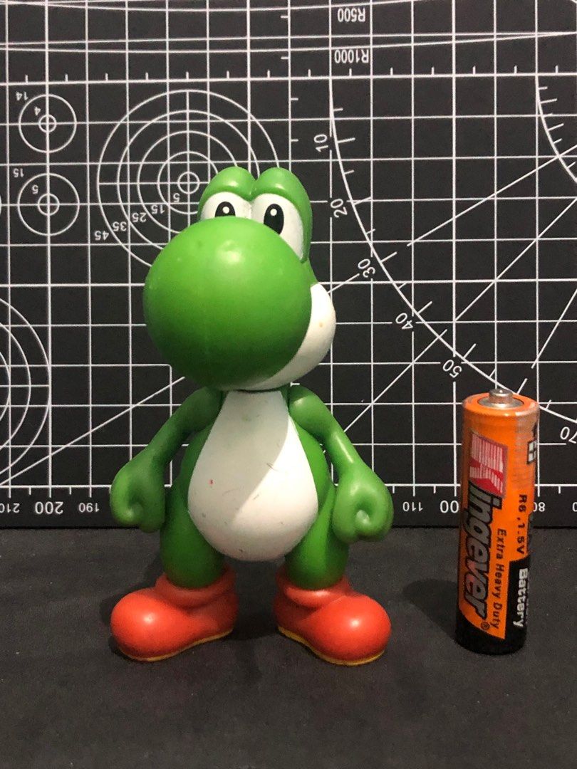 Nintendo Yoshi Figure, Hobbies & Toys, Toys & Games on Carousell