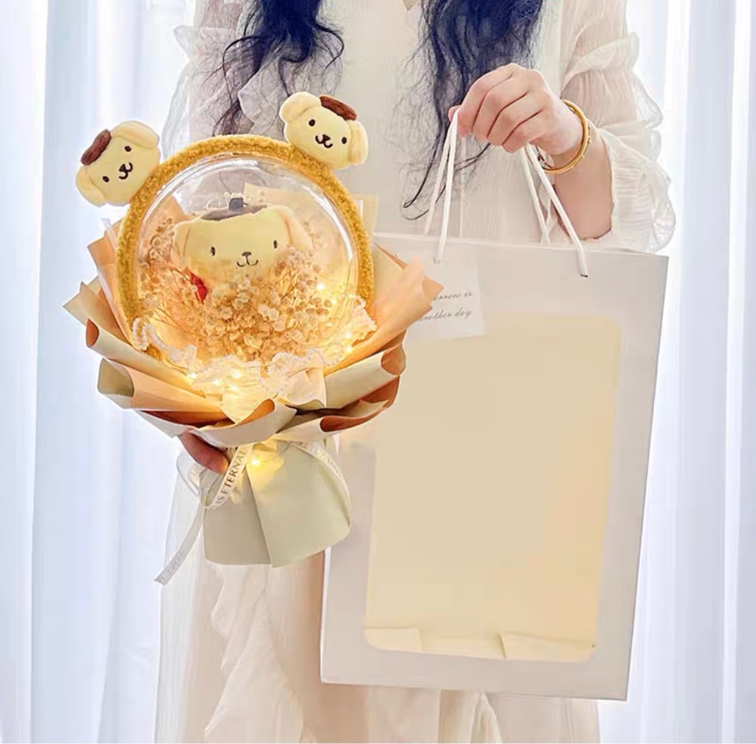 [INSTOCK] Pompompurin plushie bouquet, Hobbies & Toys, Stationery ...
