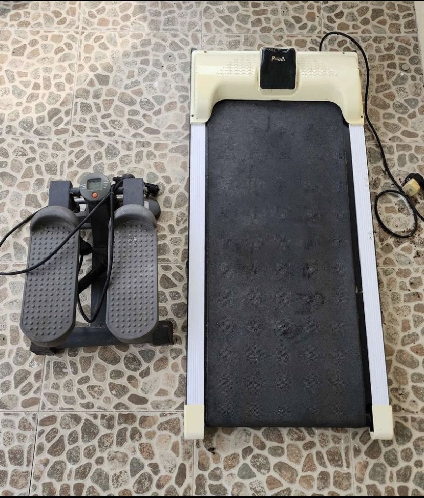treadmill and manual stepper, Sports Equipment, Exercise & Fitness ...