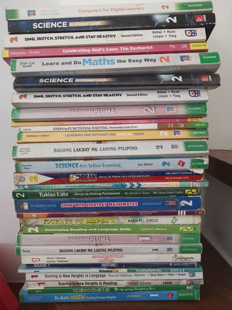 Preloved Grade 1 and Grade 2 Books, Hobbies & Toys, Books & Magazines, Textbooks on Carousell