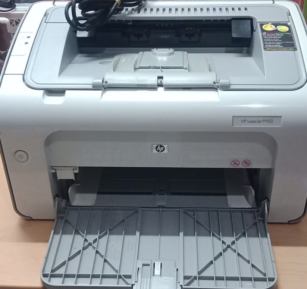 Printer HP LaserJet P1102, Elektronik, Lainnya di Carousell