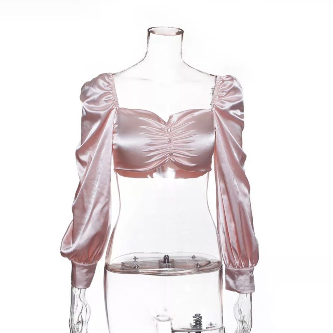 Puff shoulder crop top, Women's Fashion, Tops, Longsleeves on Carousell