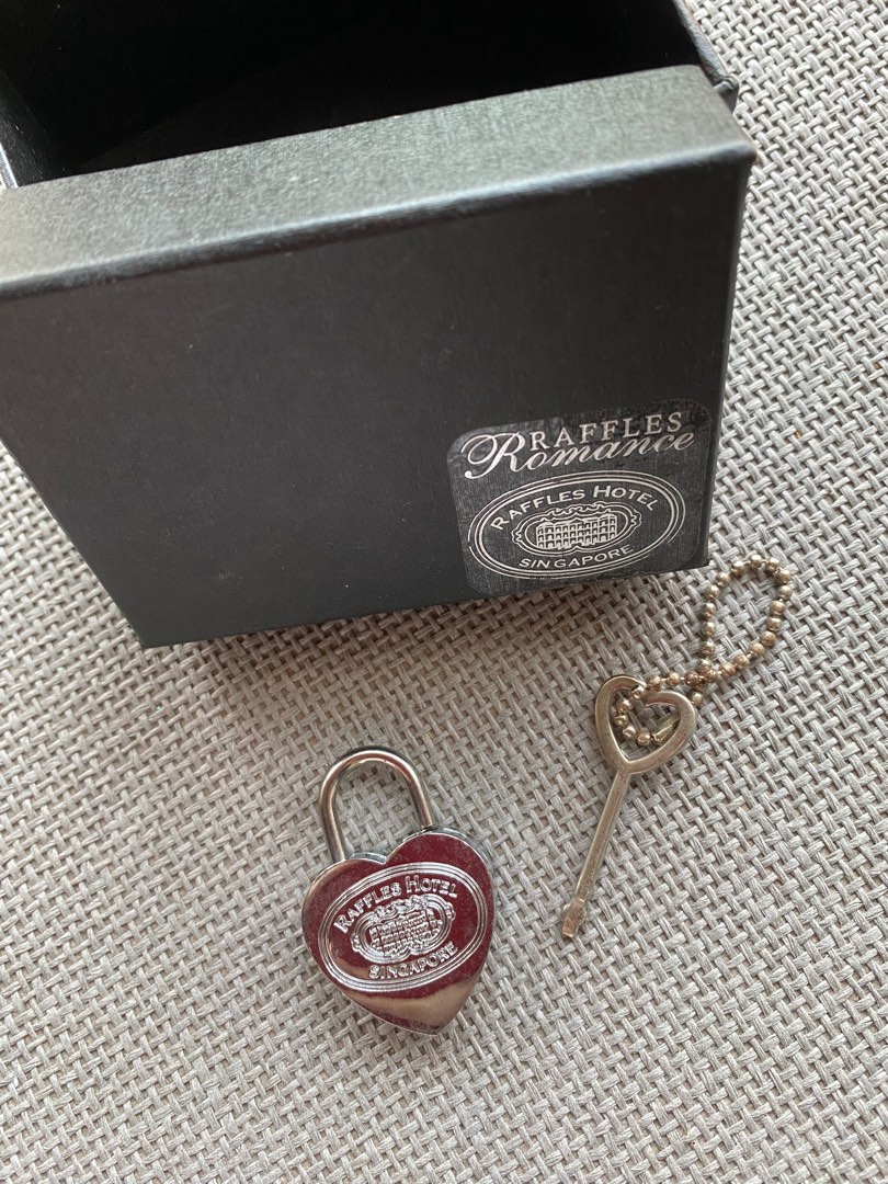 RAFFLES HOTEL | Heart Lock Charm Collectible, Hobbies & Toys ...