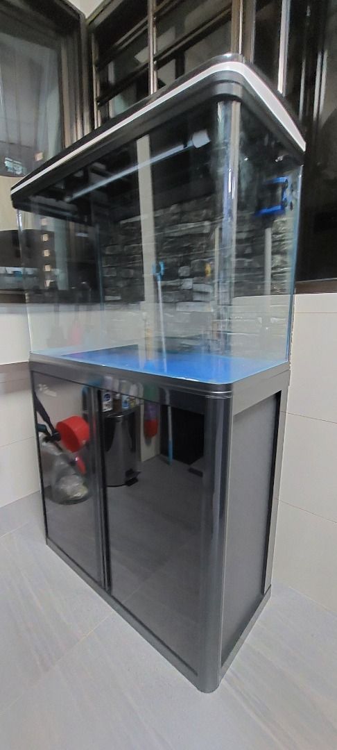 RS-800EF Fish Tank with cabinet, Pet Supplies, Homes & Other Pet ...