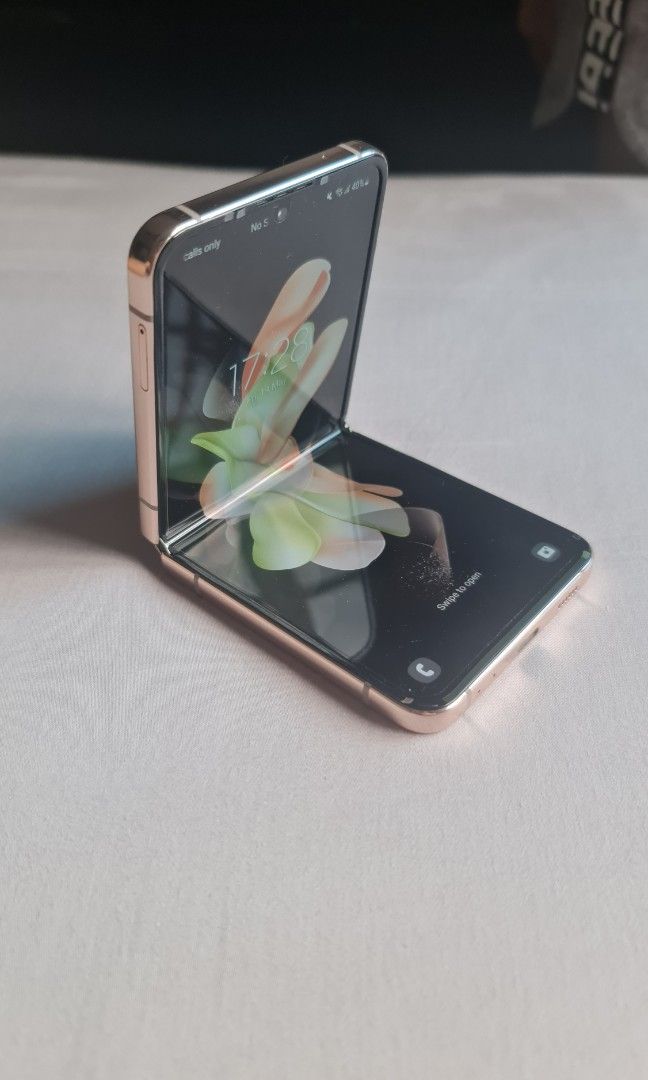 Samsung Flip 4 (bespoke edition), Mobile Phones & Gadgets, Mobile ...