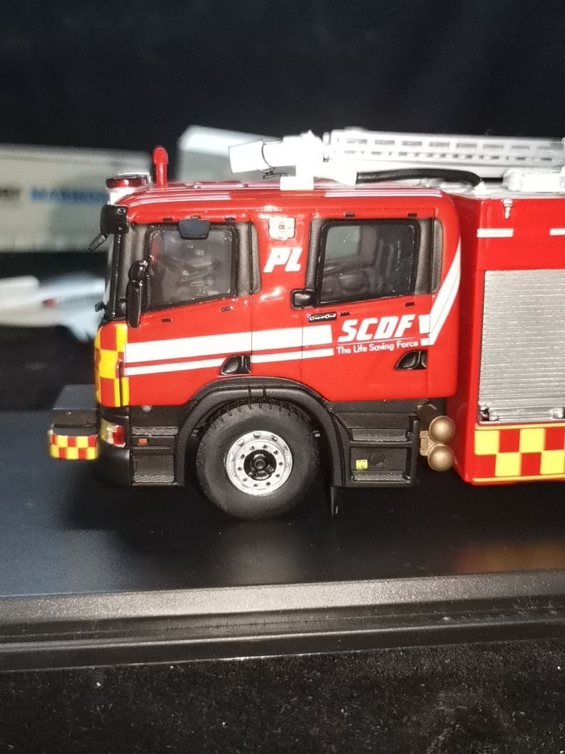 Singapore Civil Defence Force (SCDF) SCANIA P270 and P310 Pump Ladder Model (1:43), Hobbies ...