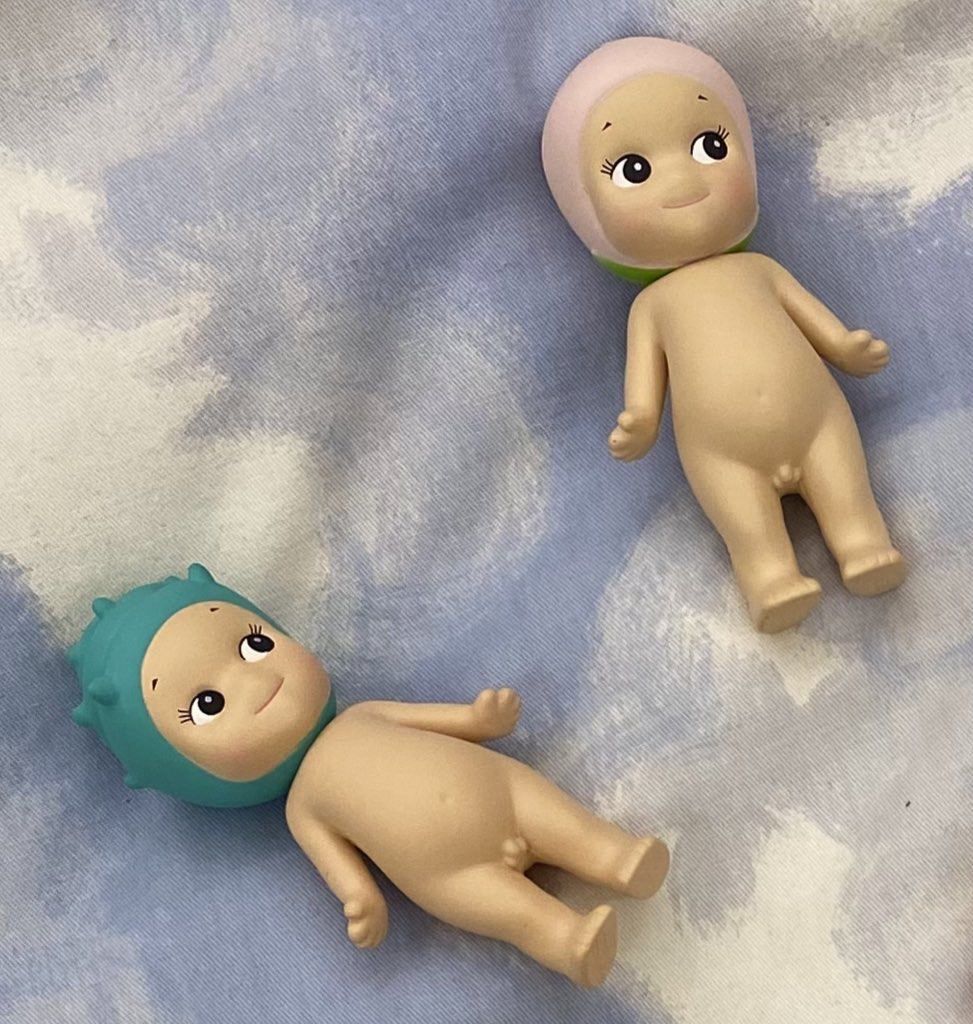 sonny angel (peach + shell set) marine fruit series on Carousell