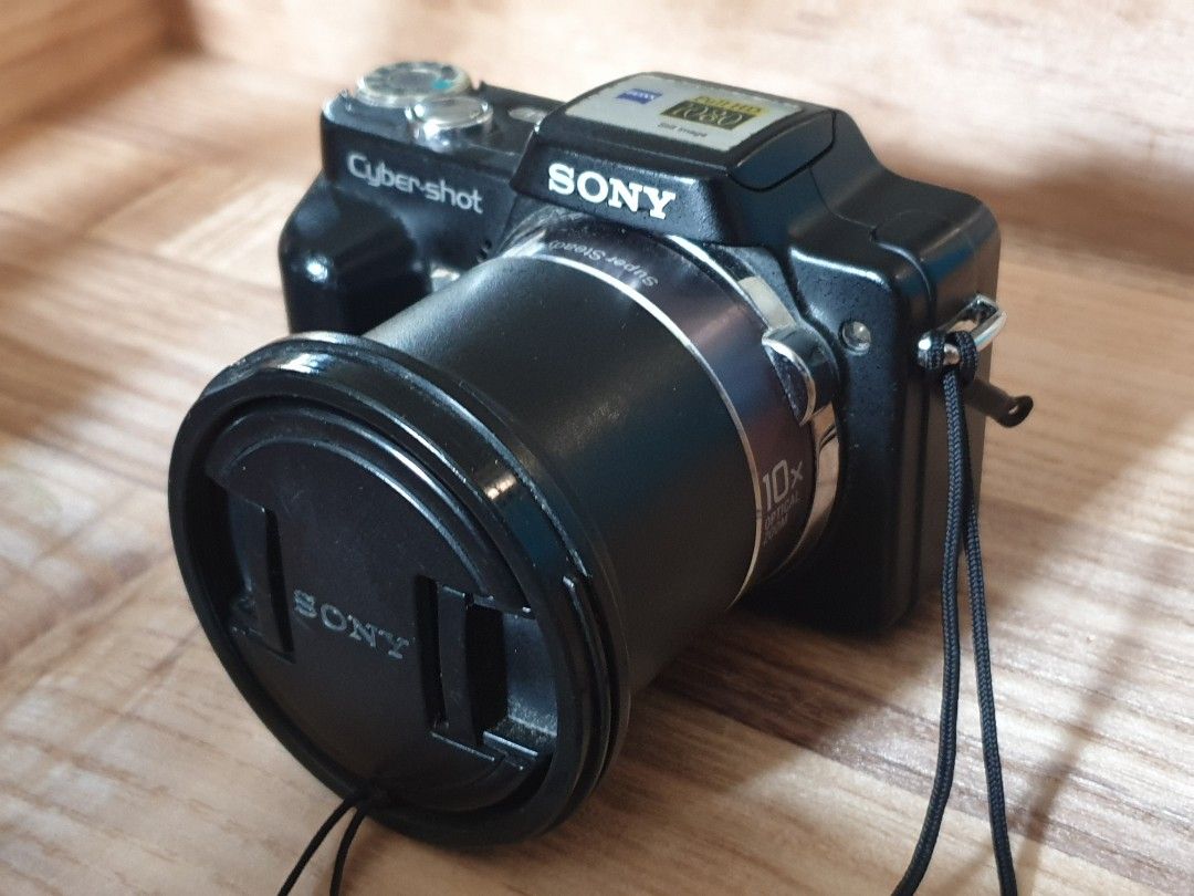 Sony Cyber-shot DSC-H3, Photography, Cameras on Carousell