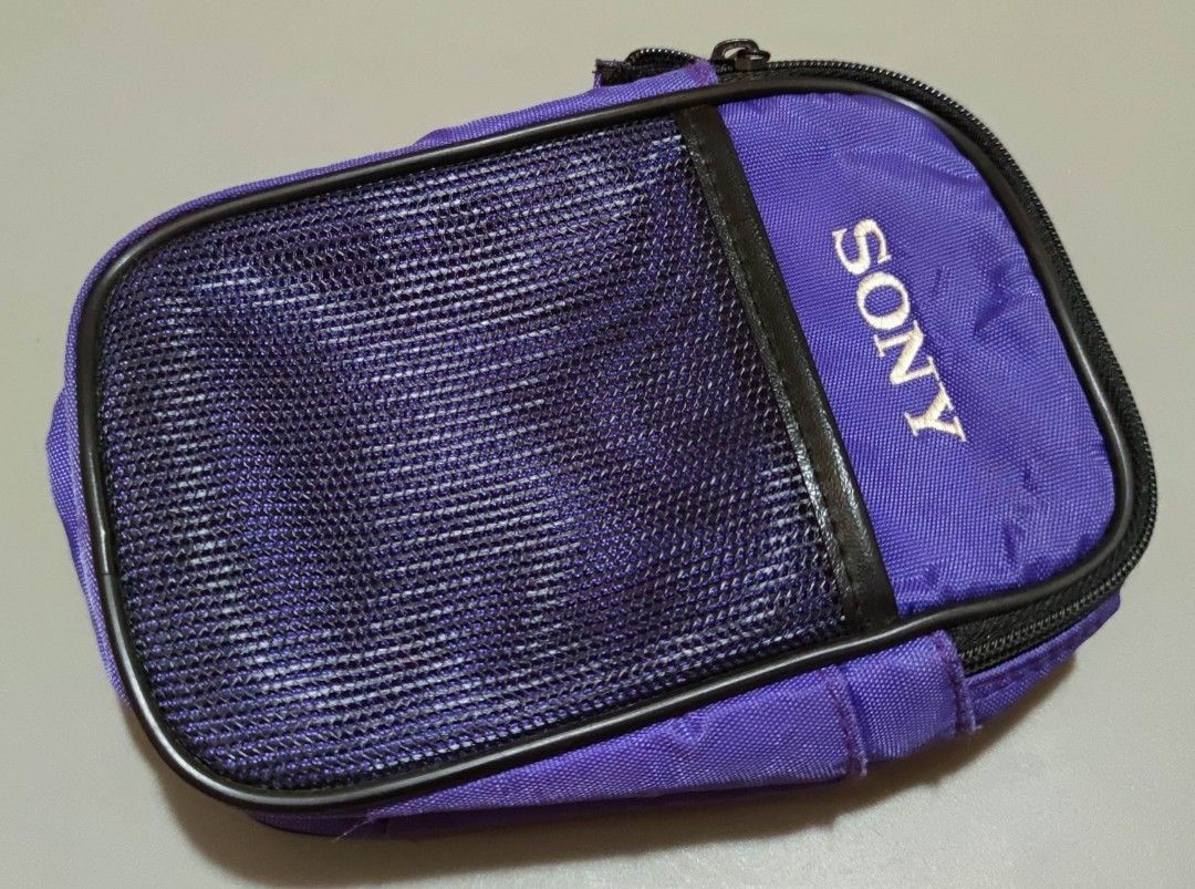 Sony Walkman belt pouch., Audio, Portable Audio Accessories on Carousell
