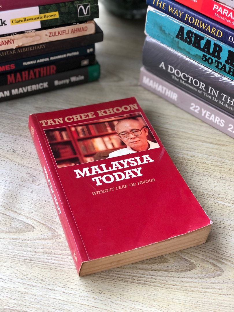 Tan chee khoon malaysia today foreword by late sultan azland sultan of perak, Hobbies & Toys ...